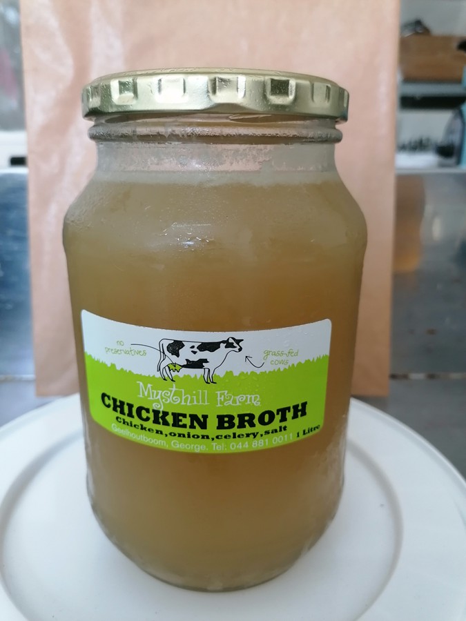 Broth Chicken 1L (returnable glass) – Mysthill Farm